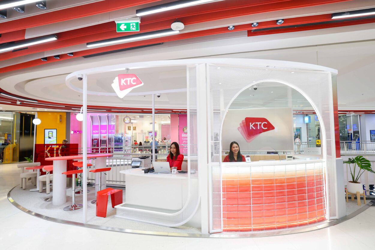 เคทีซีเปิดโฉม KTC TOUCH สาขาเดอะมอลล์ไลฟ์สโตร์บางกะปิภายใต้คอนเซ็ปต์ Biz Café
